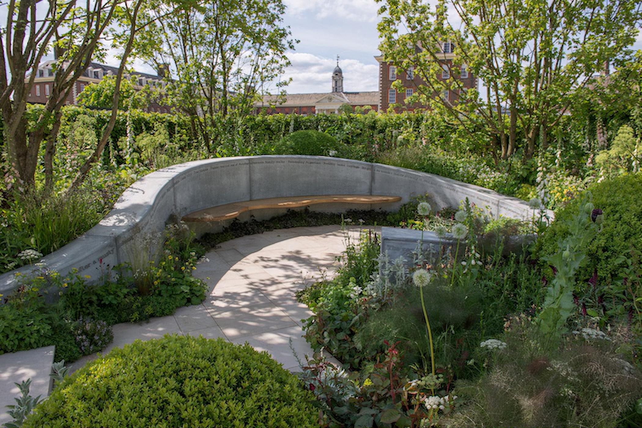 The Jo Whiley Scent Garden By garden designer Tamara Bridge.