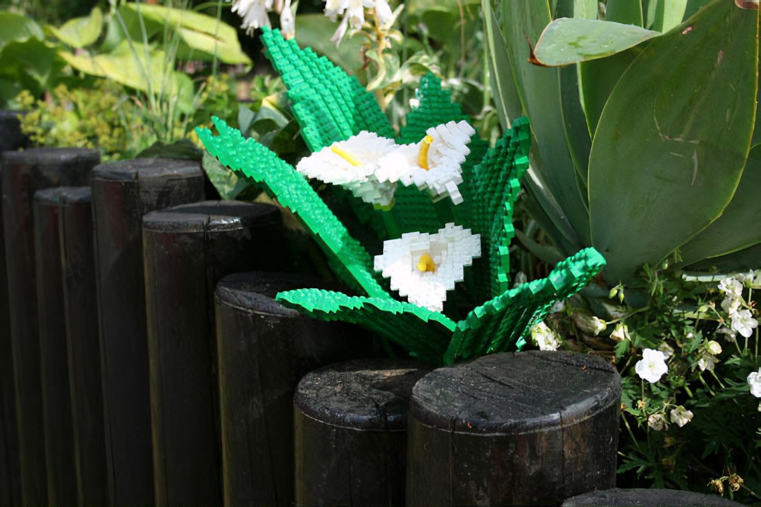 Hampton Court Flower Show 2010 The LEGOLAND Pirates Landing Garden
