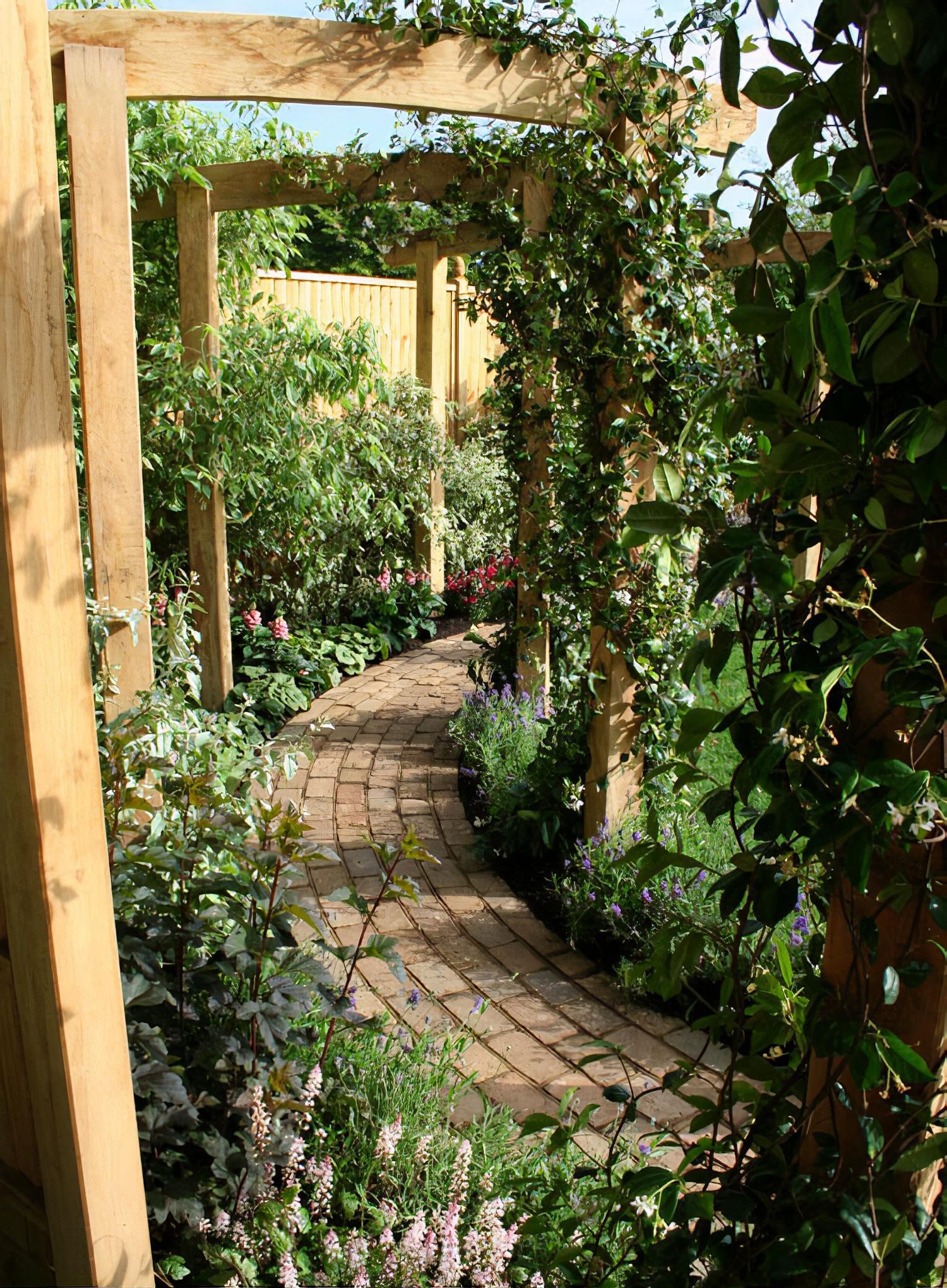 Hampton Court Flower Show 2010 The Urban Retreat Garden