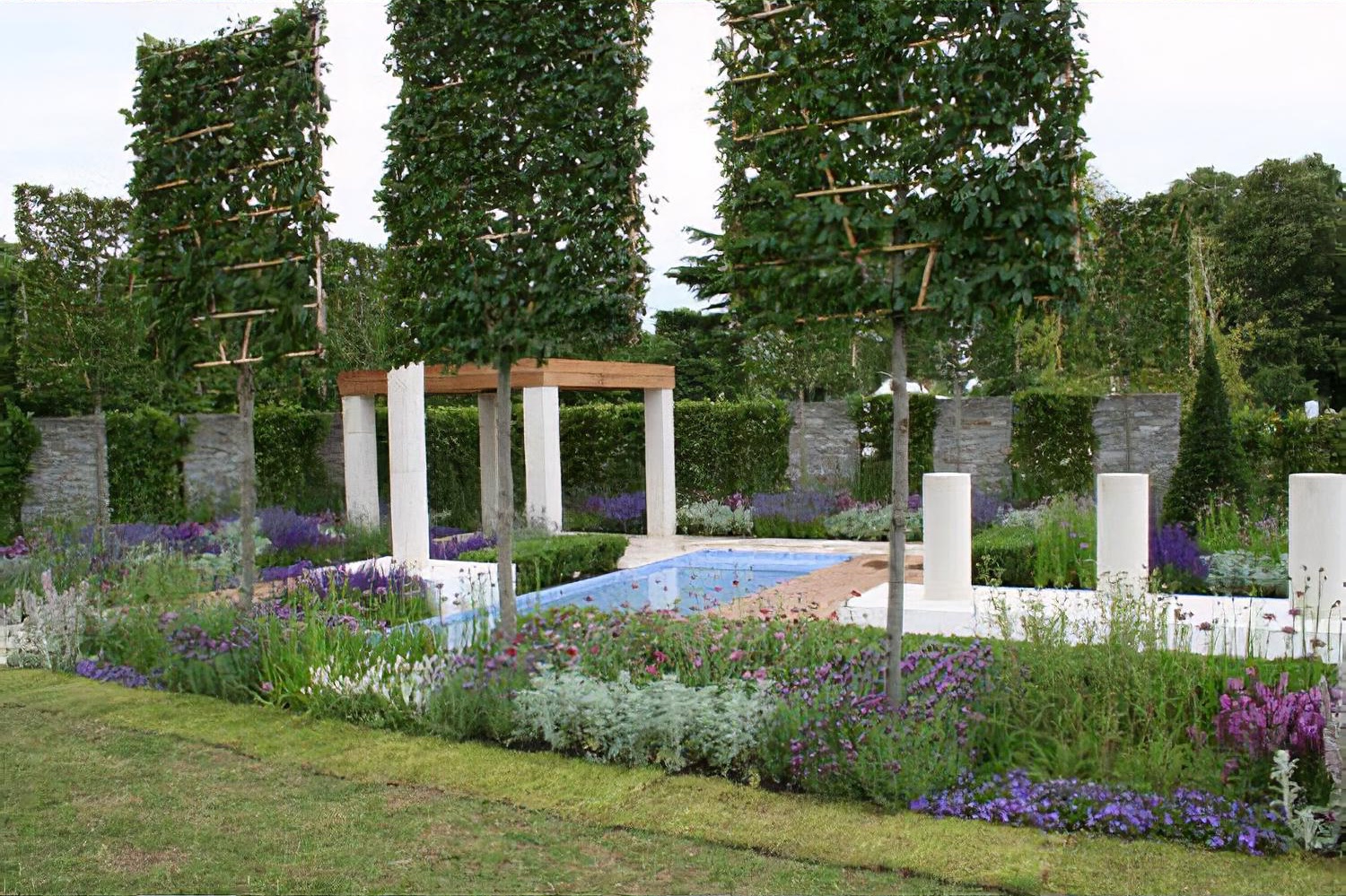Hampton Court Flower Show 2012 Show Garden The Italian Job Garden By ...