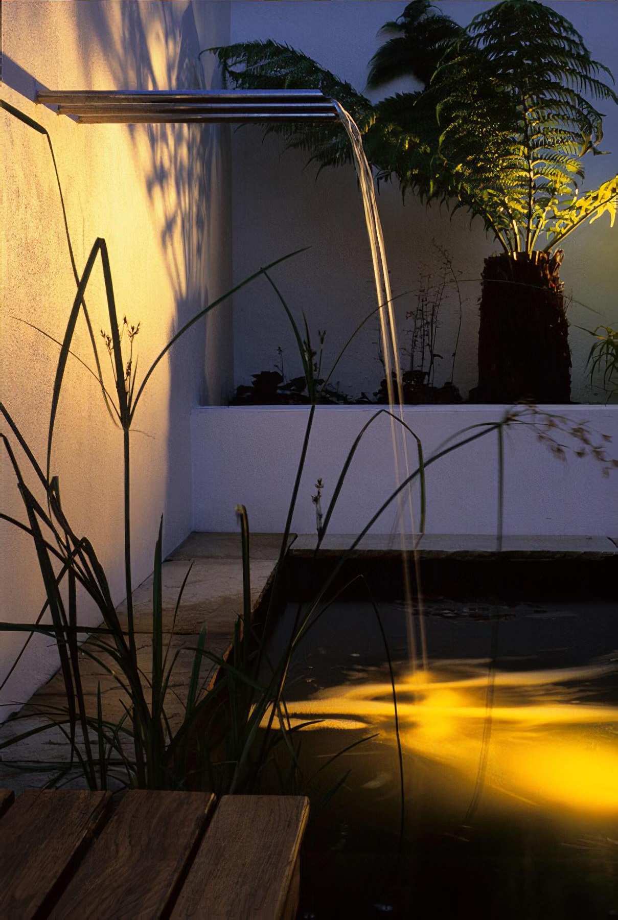 London courtyard garden catherine heatherington